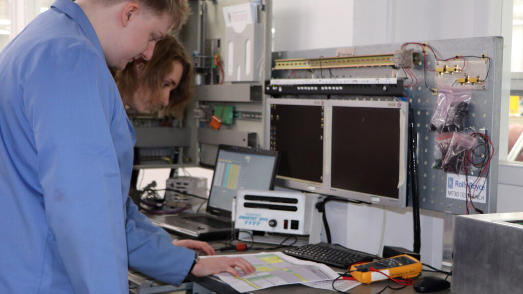 Apprentices - STS Defence